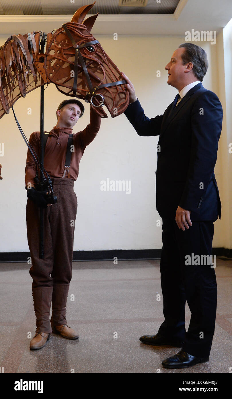 Matthew forbes hi-res stock photography and images - Alamy