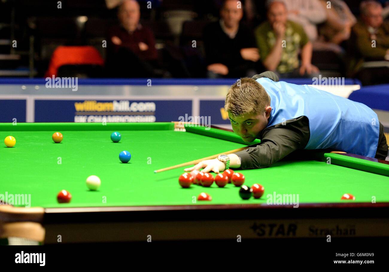 Snooker - williamhill.com UK Championships - Day Eight - The Barbican ...