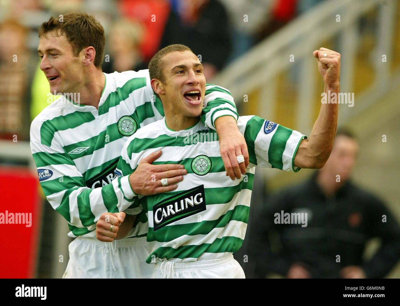 Football action alan thompson hi-res stock photography and images - Alamy
