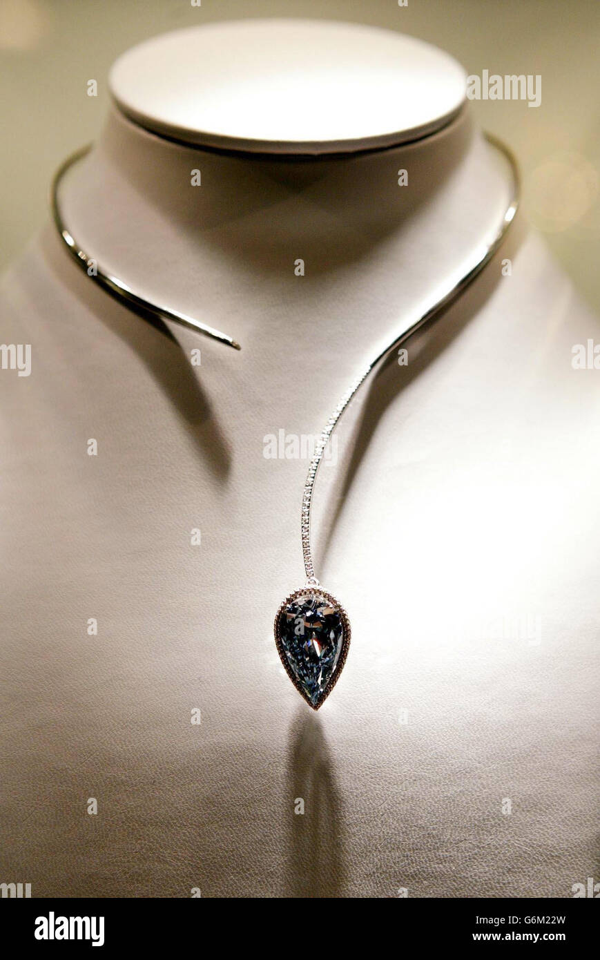 The 'Blue Empress' diamond Stock Photo - Alamy