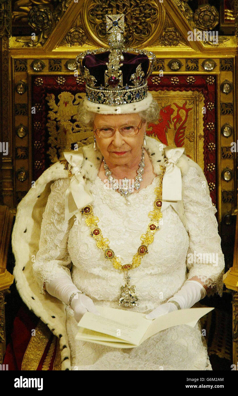 Queen Elizabeth II makes the Queen's Speech to members of the House of ...