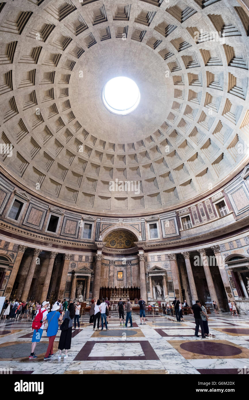 Pantheon interior hi-res stock photography and images - Alamy