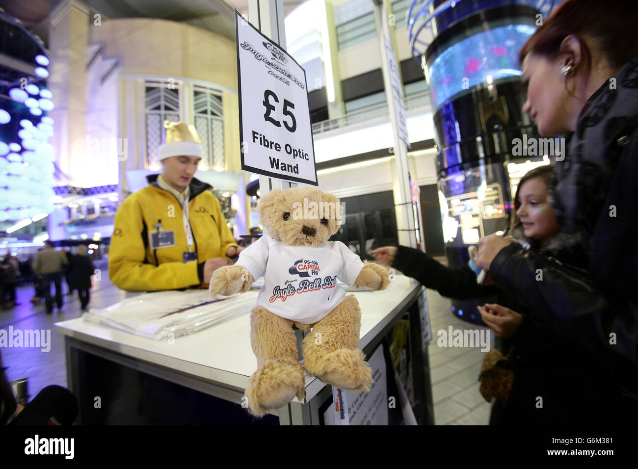 Inside o2 arena hi-res stock photography and images - Alamy