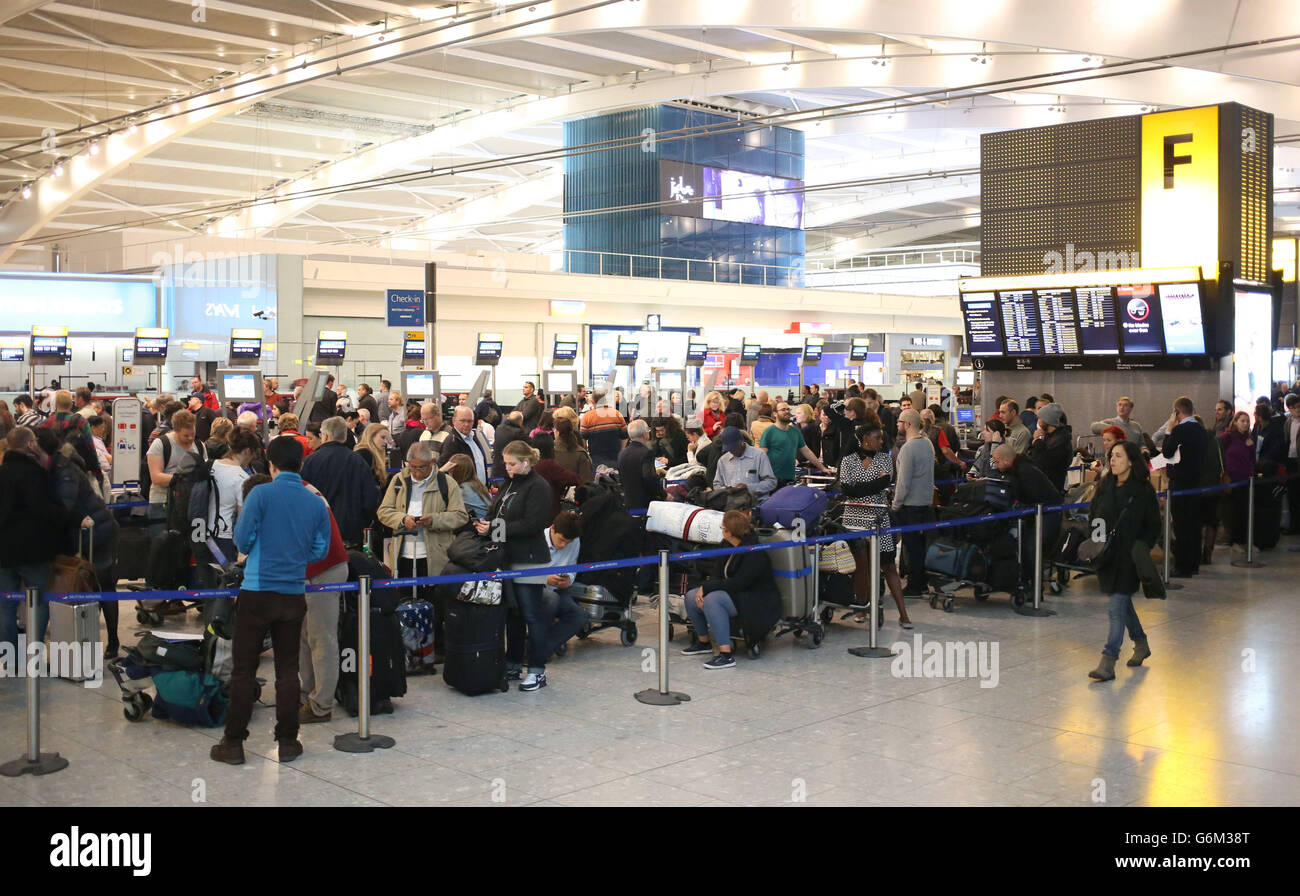 Nats swanwick control centre hi-res stock photography and images - Alamy