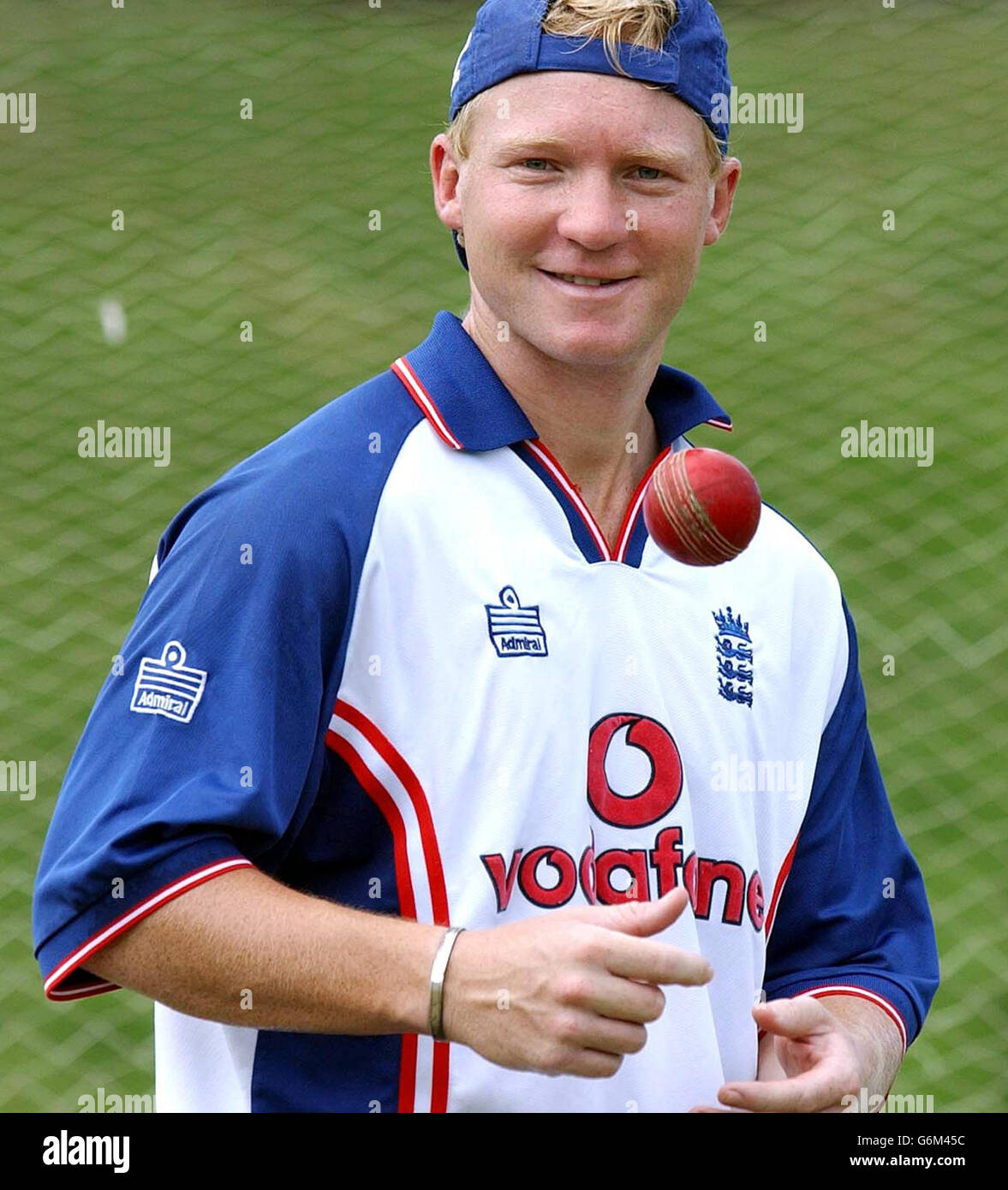 Gareth batty training session hi-res stock photography and images - Alamy