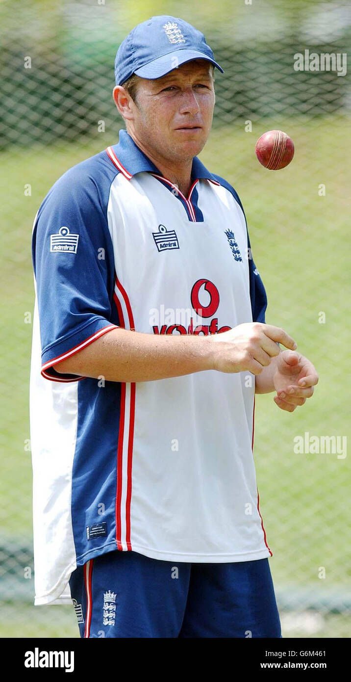 Robert croft in training hi-res stock photography and images - Alamy