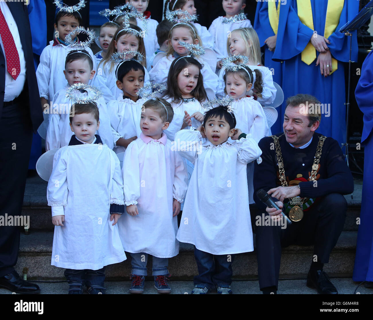 Live Animal Crib Stock Photo - Alamy