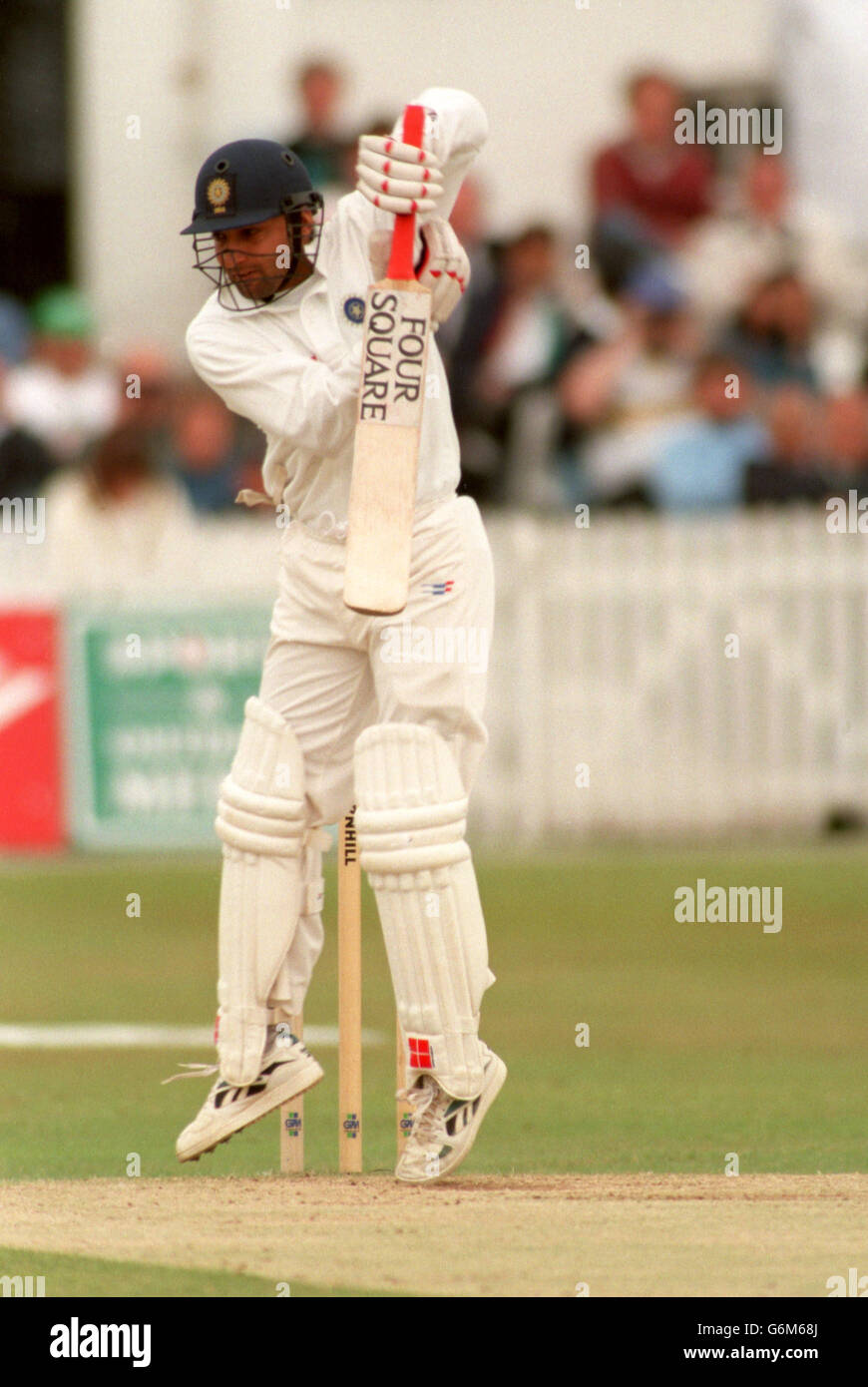 Nayan mongia cricket hi-res stock photography and images - Alamy