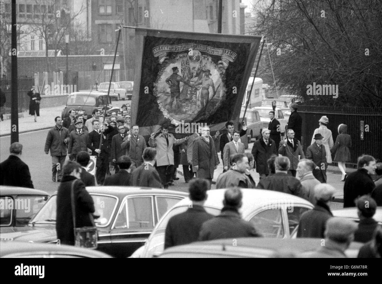 Striking workers Black and White Stock Photos & Images - Alamy