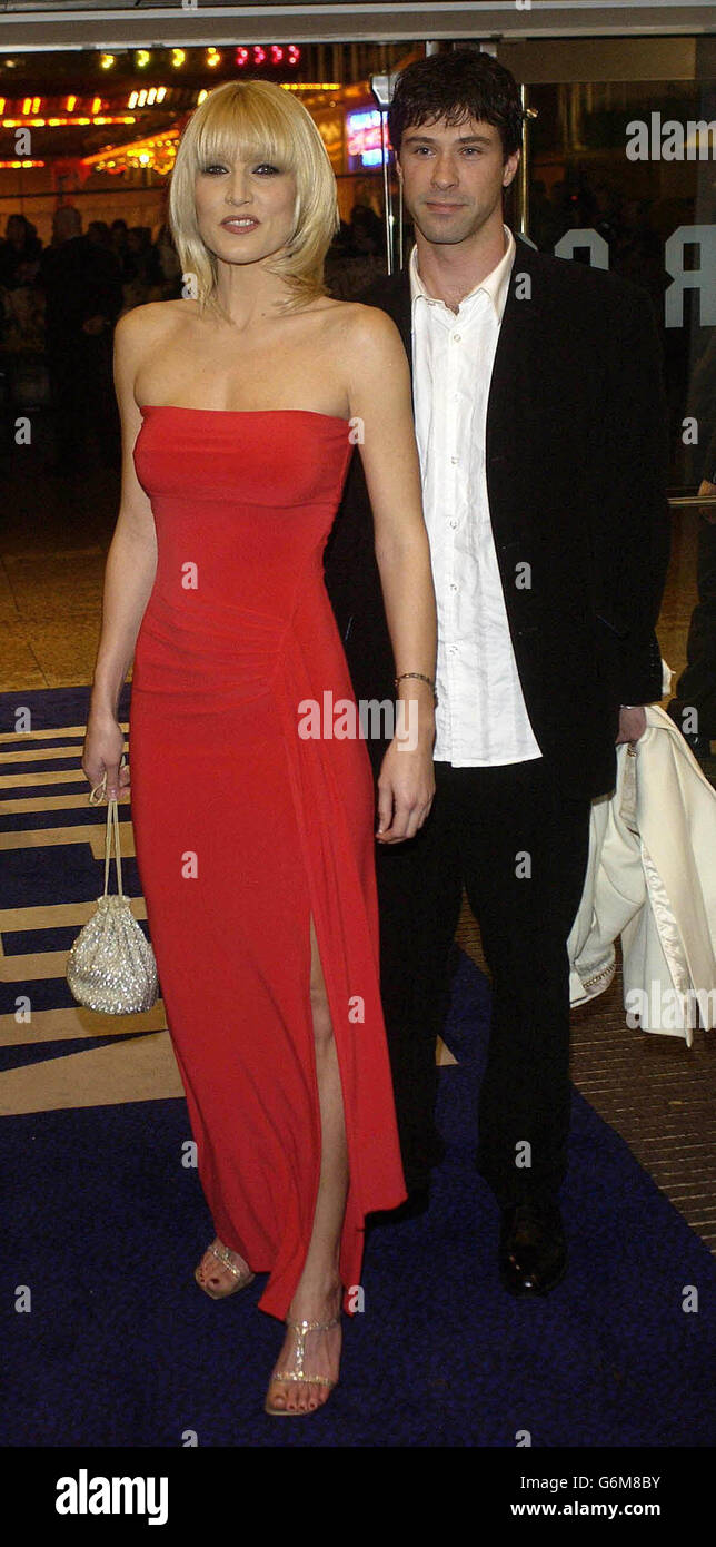 With her co star and boyfriend graham mcgrath hi-res stock photography ...