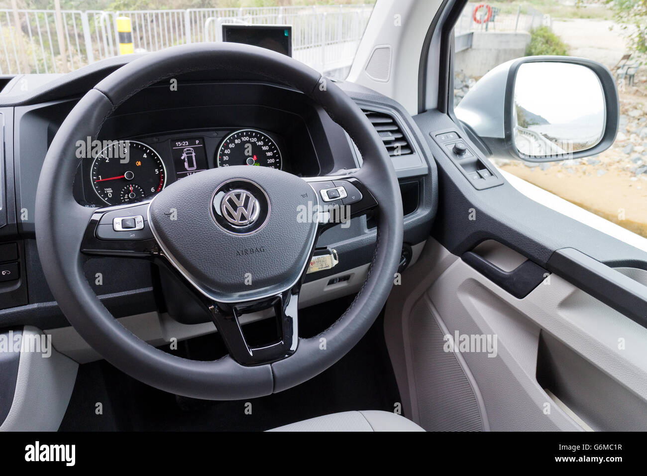 China vw transporter hi-res stock photography and images - Alamy
