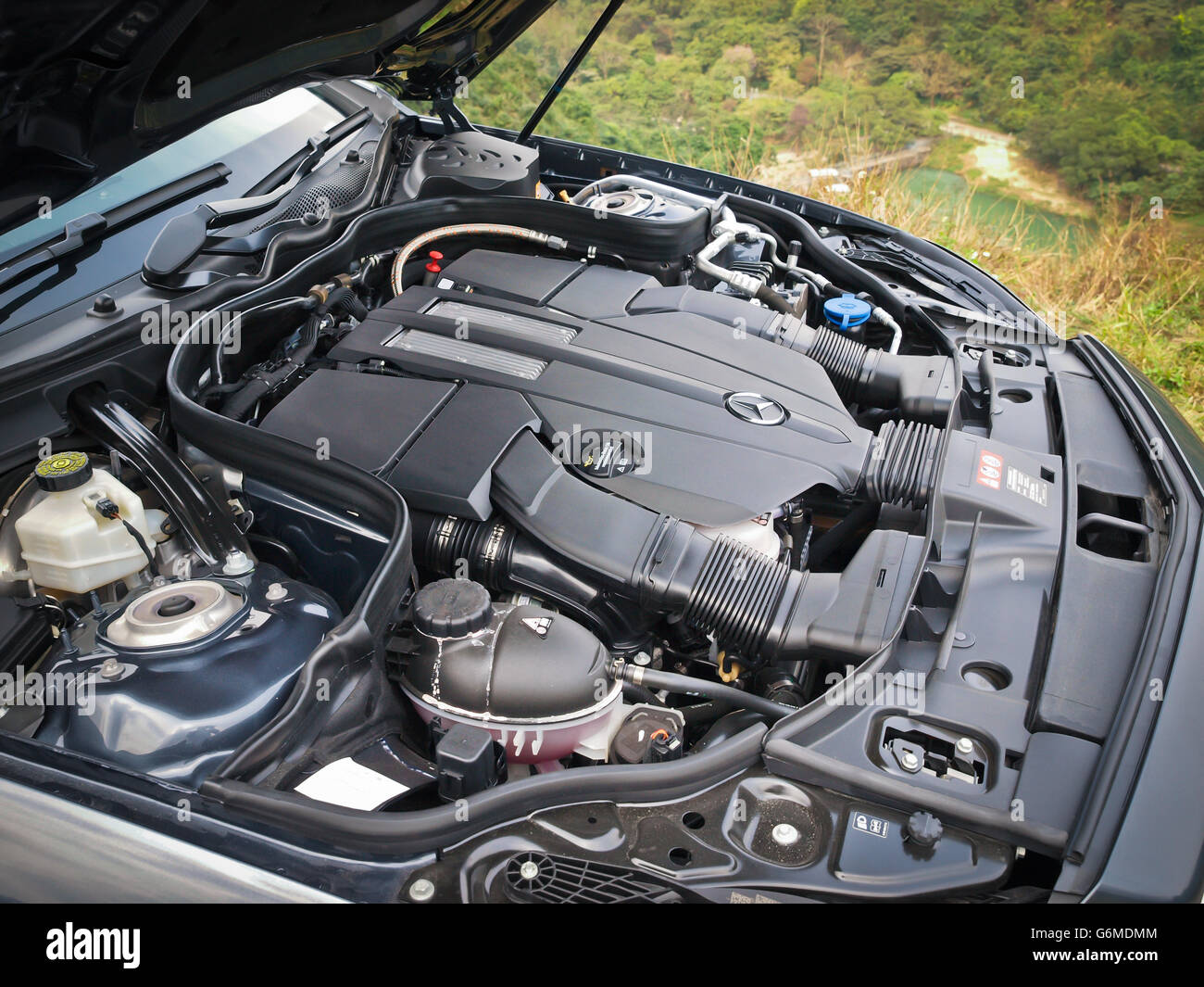 Cls 400 hi-res stock photography and images - Alamy