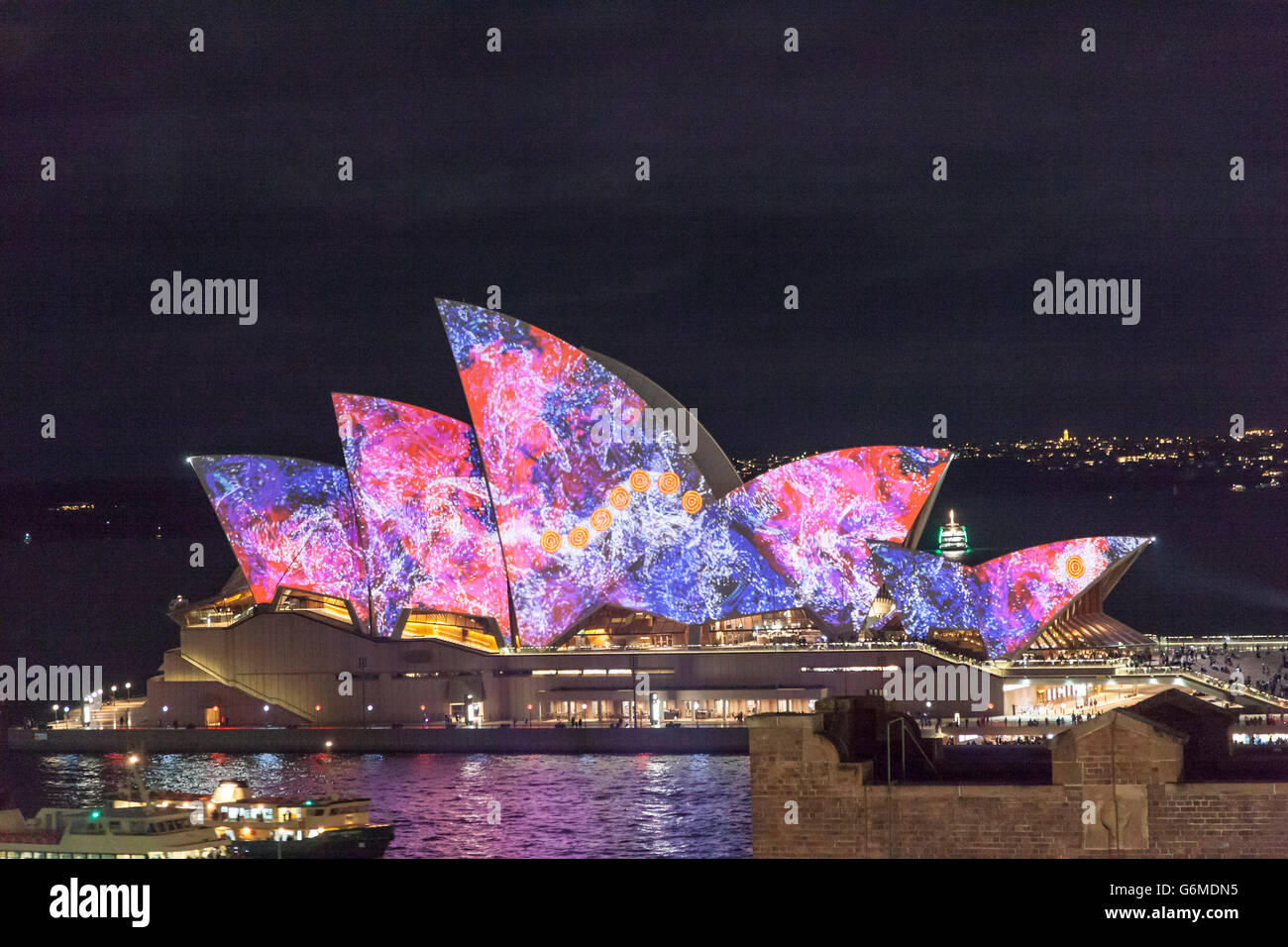 Opera house aboriginal art hi-res stock photography and images - Alamy