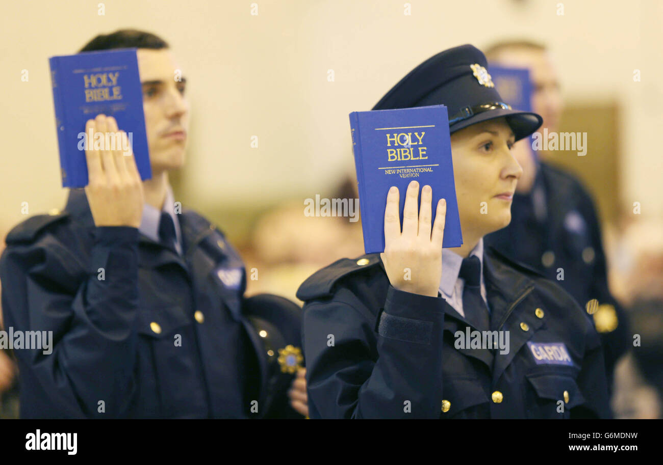 Garda Reserve graduation Stock Photo - Alamy
