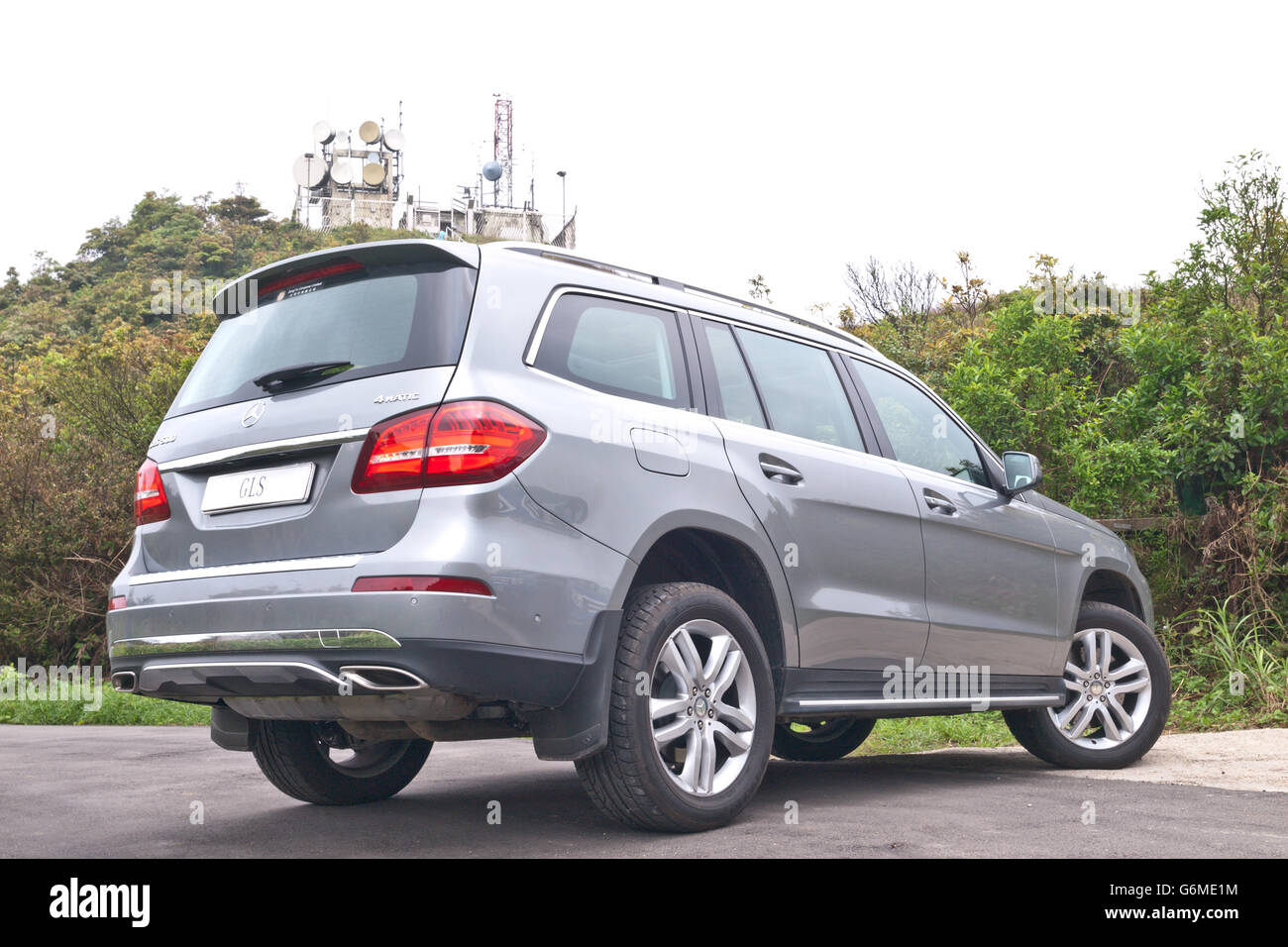 Mercedes gls hi-res stock photography and images - Alamy