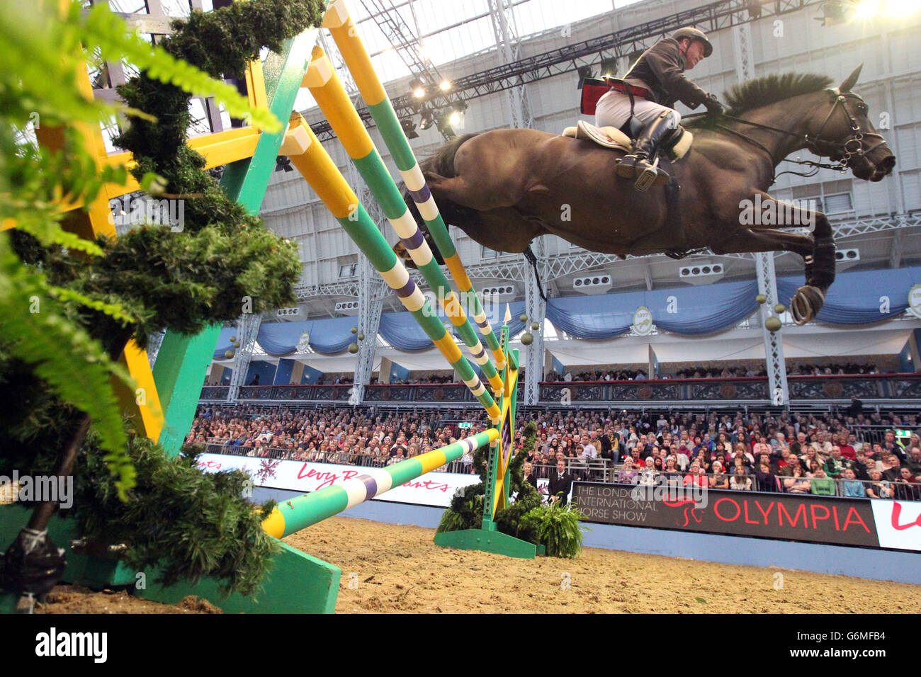 Great Britain's John Whitaker riding Zantos II competes in the Levy ...