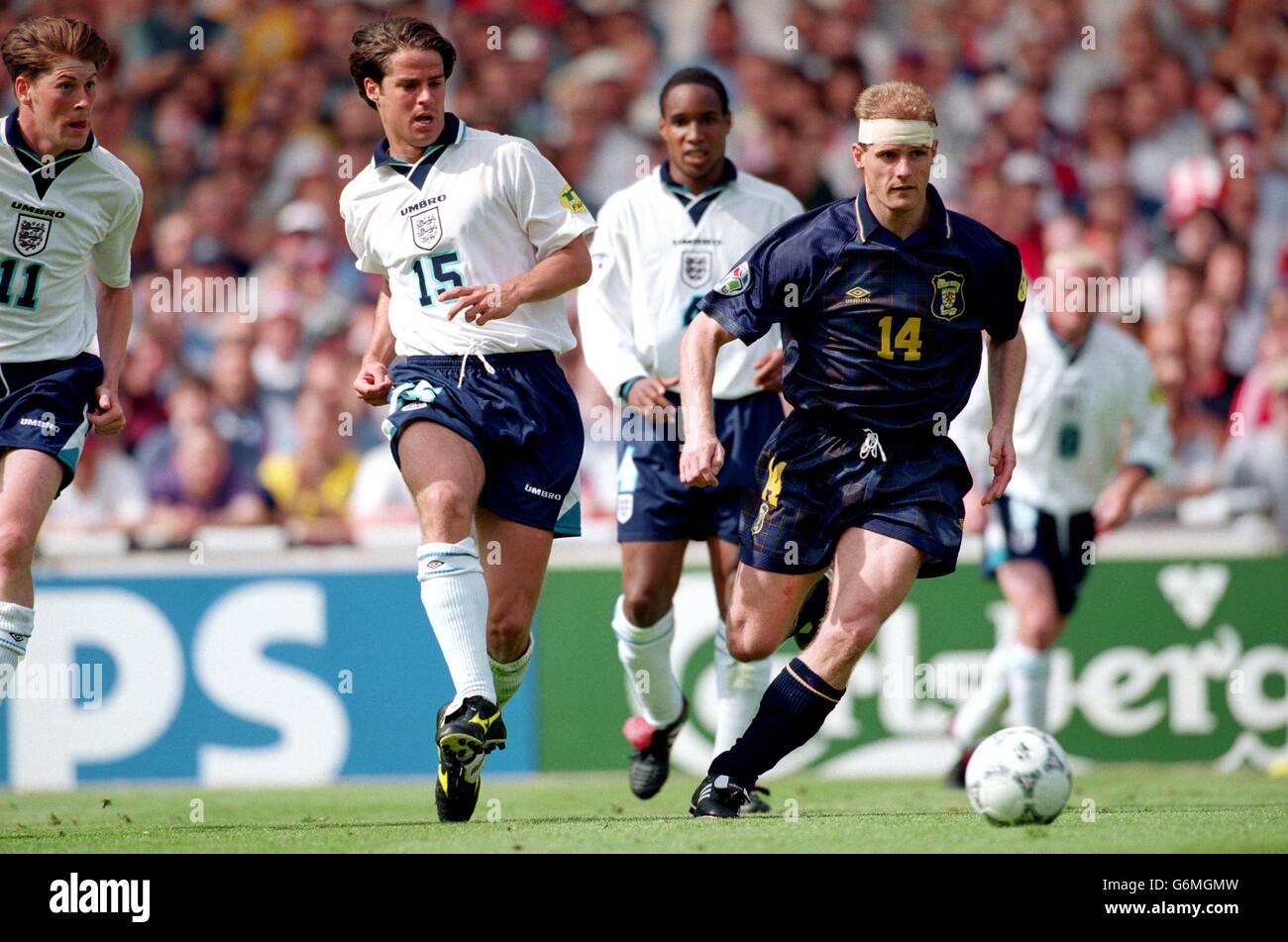 Euro 96 Soccer ... England v Scotland, Wembley. Gordon Durie, Scotland ...