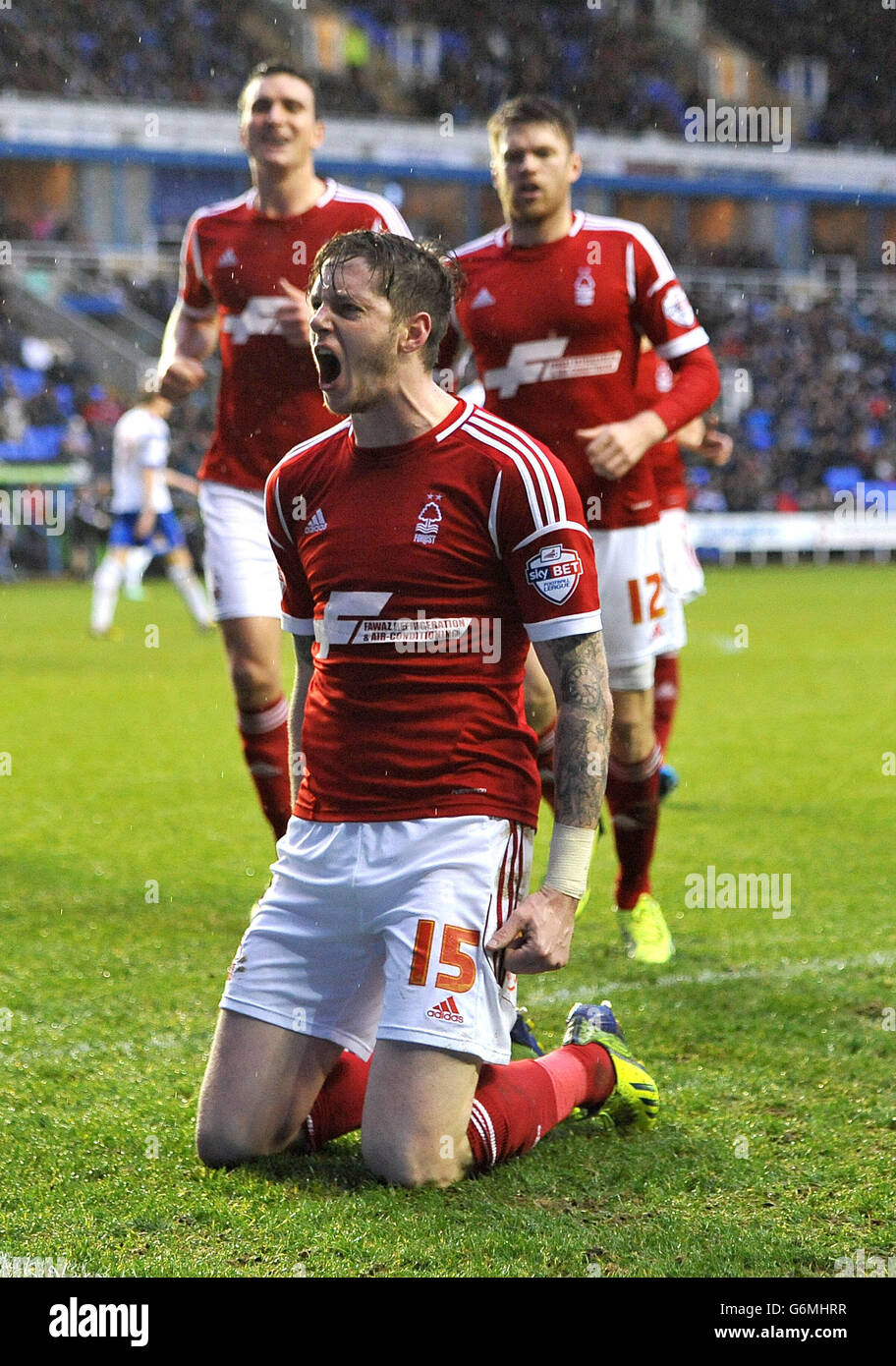 Reading Ampics High Resolution Stock Photography and Images - Alamy