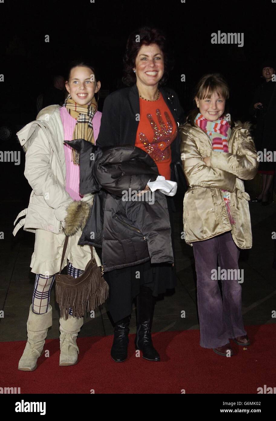 Showbiz theatre comedian celebrity arriving with children ruby wax hi ...