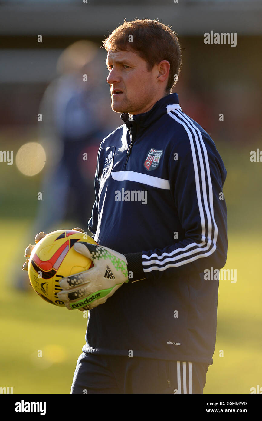 Goalkeeping coach simon royce hi-res stock photography and images - Alamy