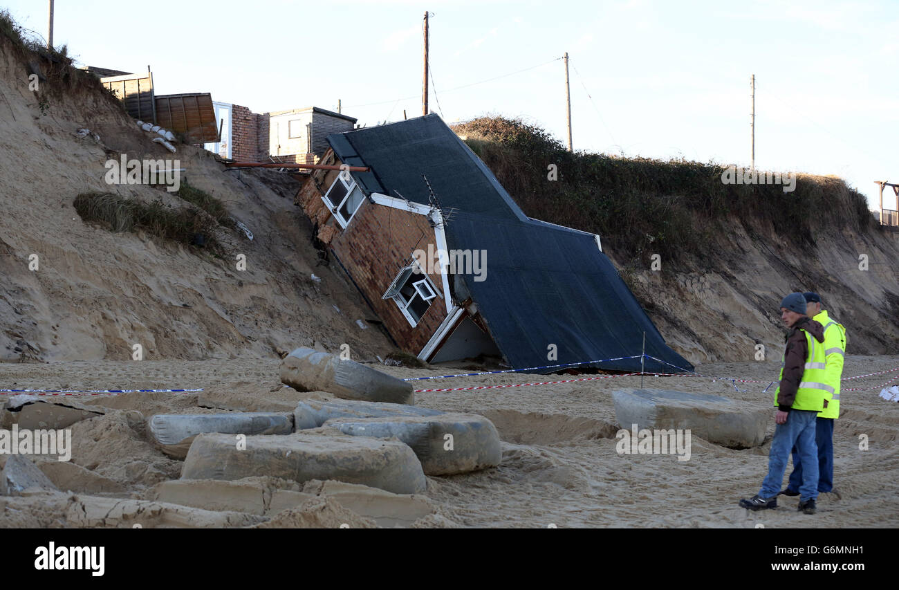 Tidal surge devastation hi-res stock photography and images - Alamy