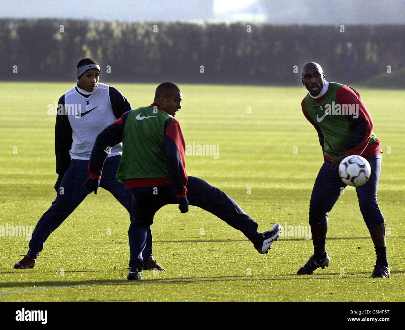 Arsenal champions league draw hi-res stock photography and images - Alamy