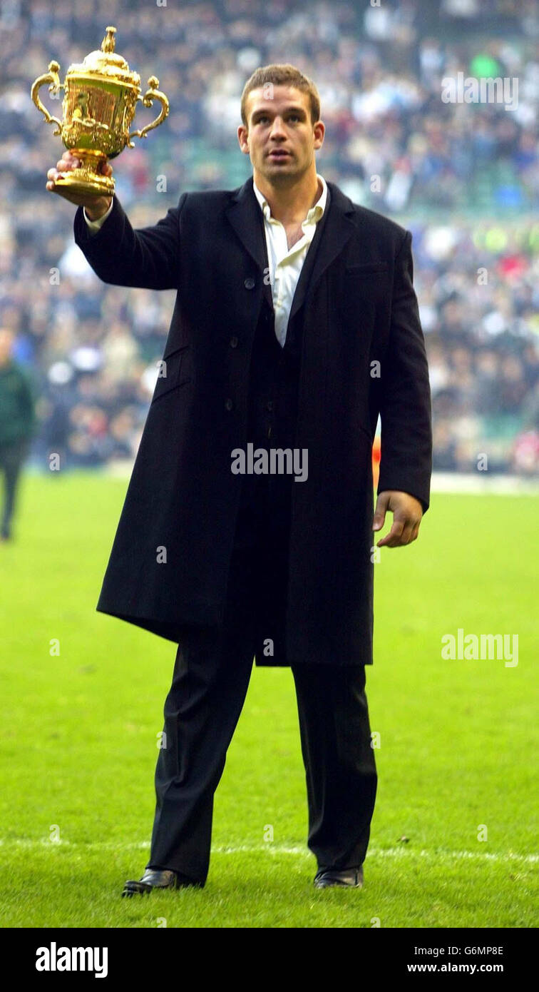 England's Joe Worsley shows the the crowd the Rugby World Cup won by ...