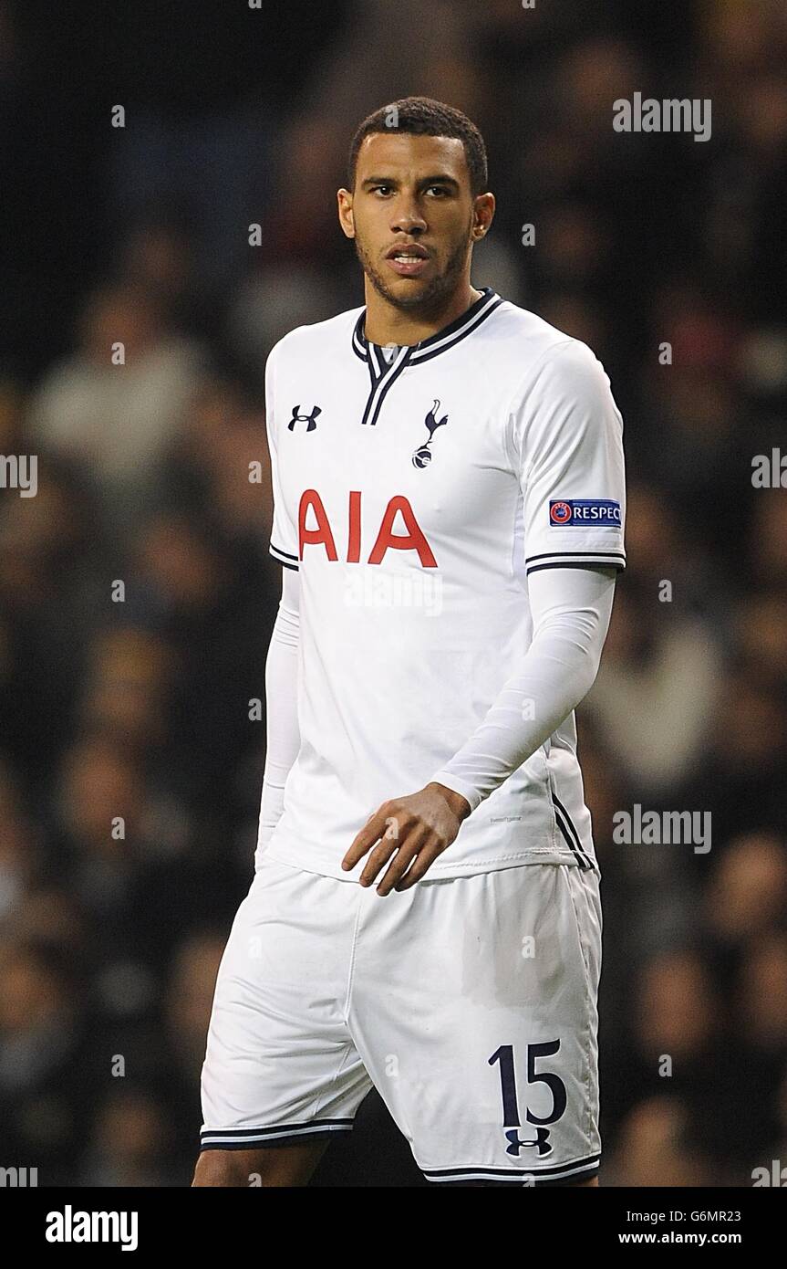 Etienne capoue tottenham hi-res stock photography and images - Alamy