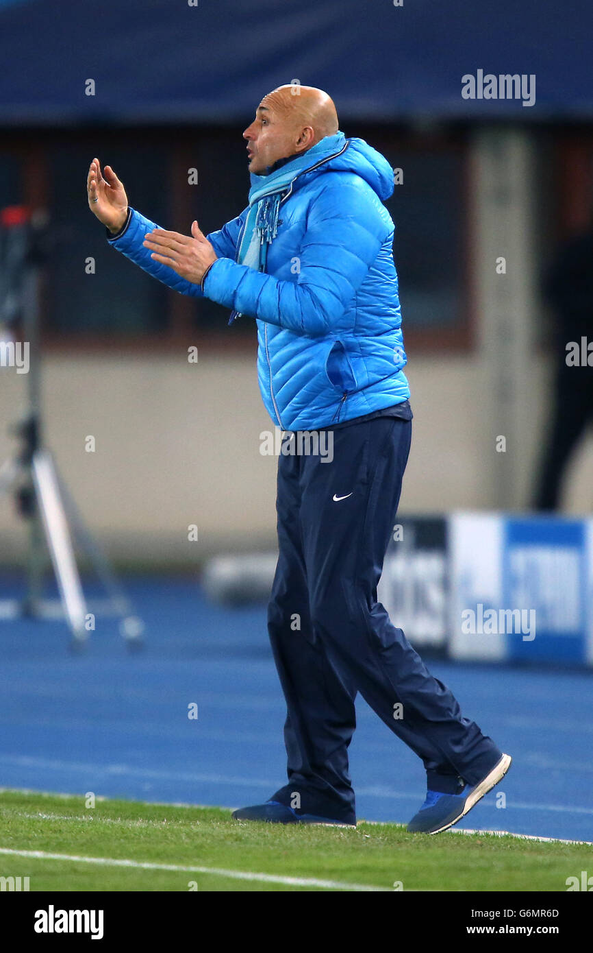 Zenit head coach hi-res stock photography and images - Alamy