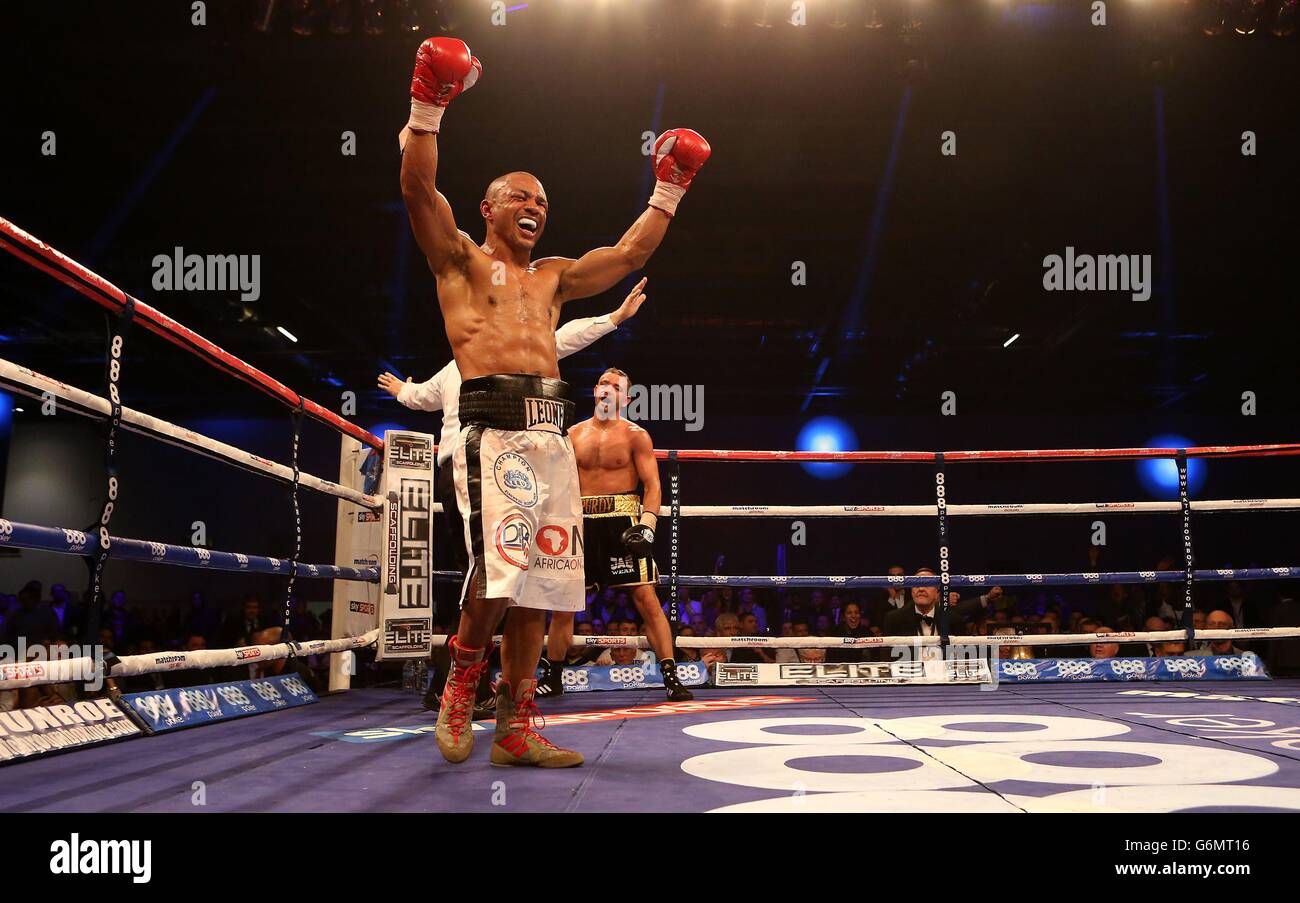Boxing - Matchroom Christmas Show - ExCel Arena Stock Photo - Alamy