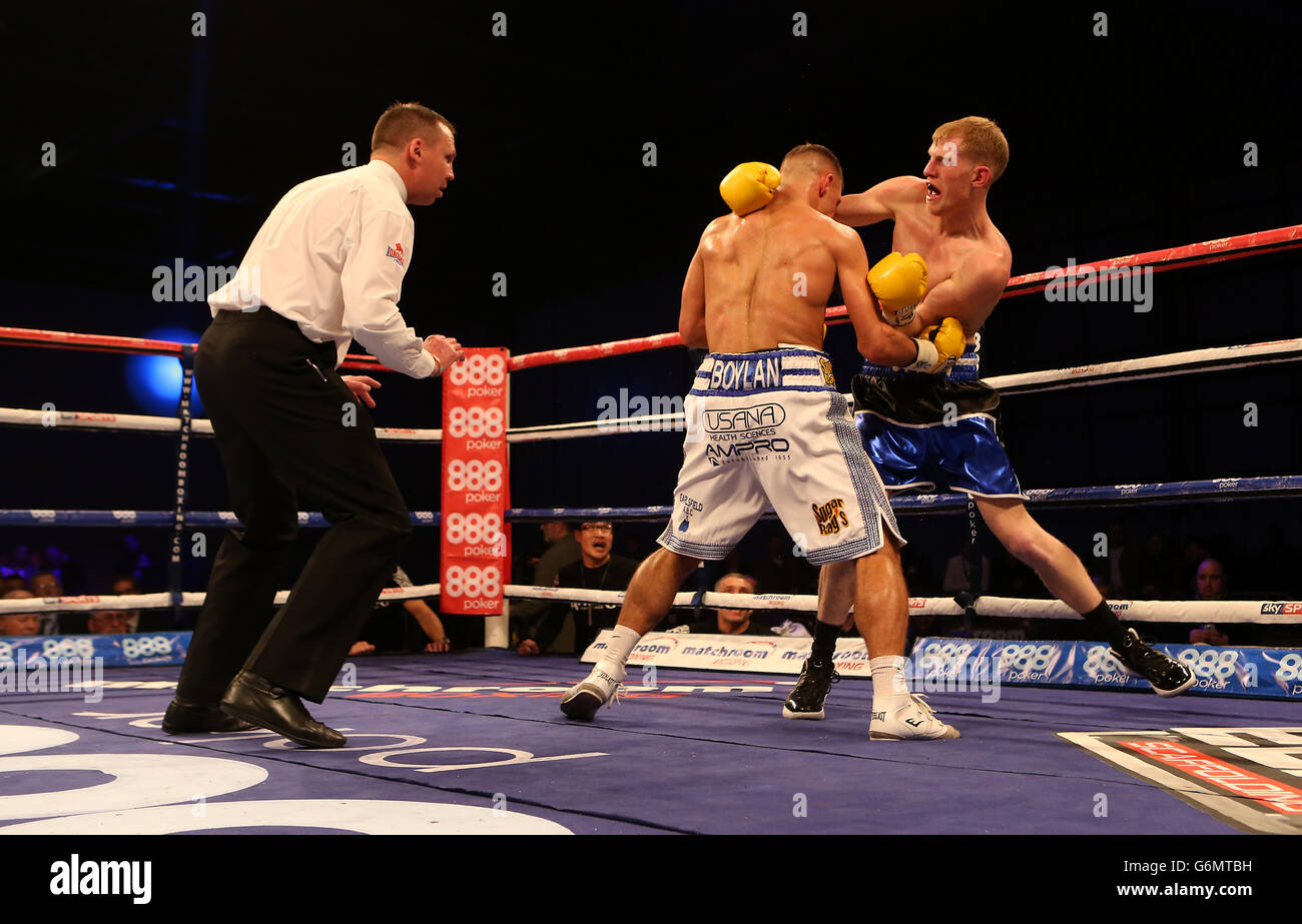 Boxing - Matchroom Christmas Show - ExCel Arena Stock Photo - Alamy