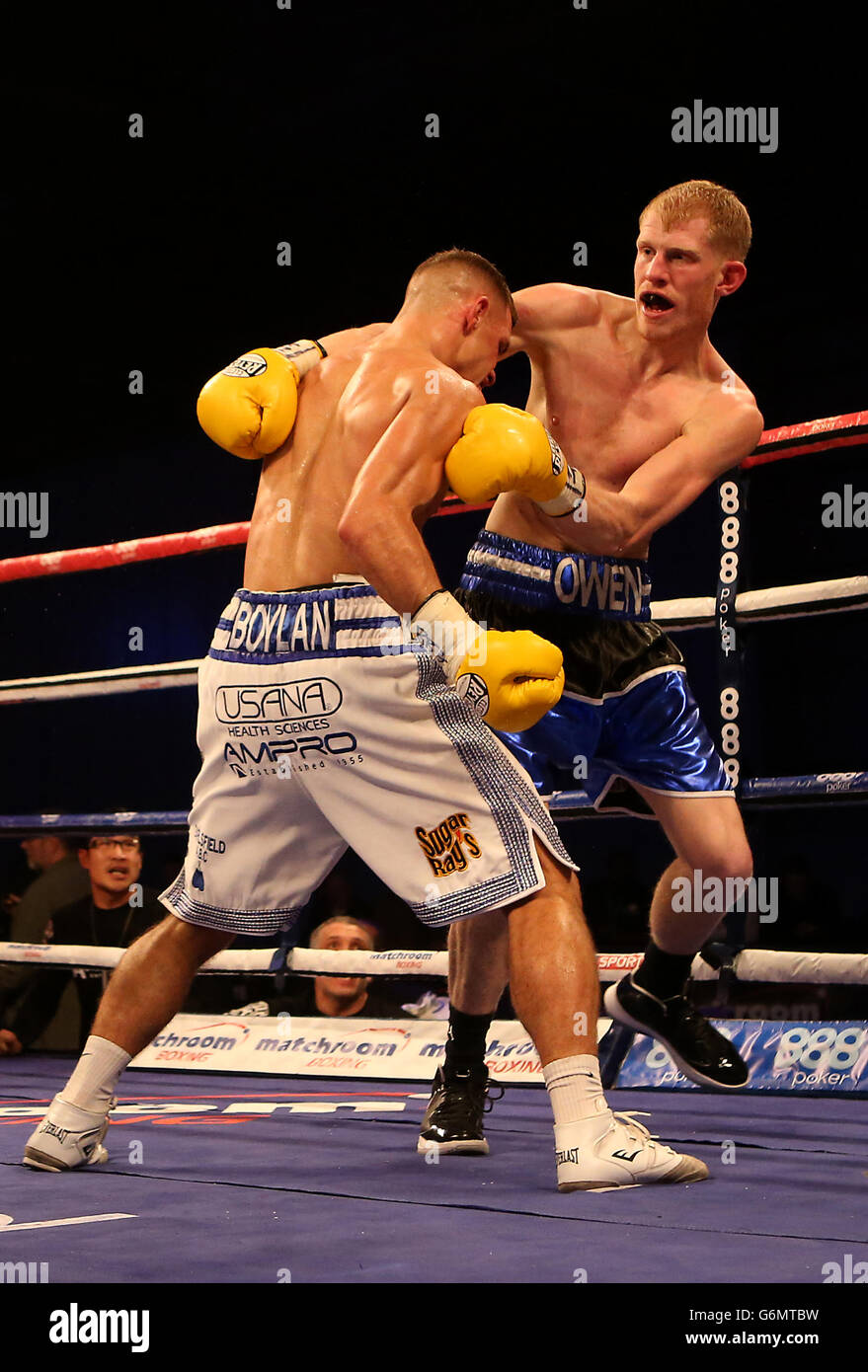 Boxing - Matchroom Christmas Show - ExCel Arena Stock Photo - Alamy