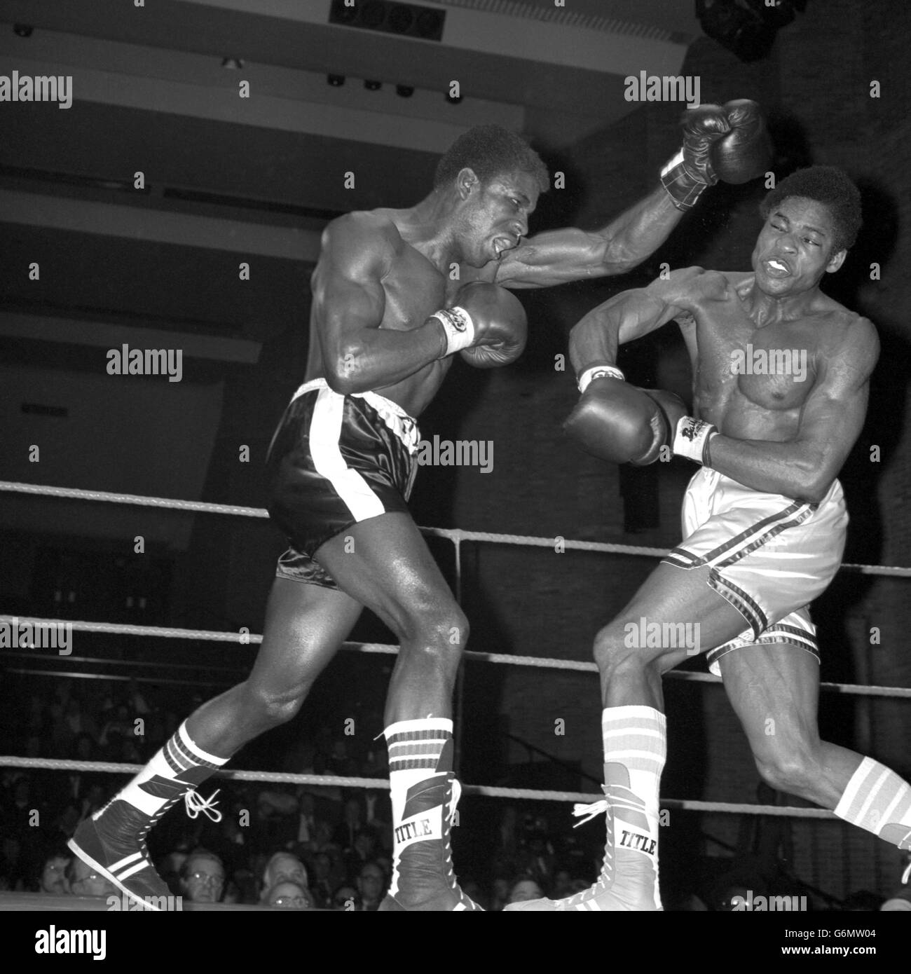 Boxing - British Light-Welterweight Title Bout - Clinton McKenzie v ...