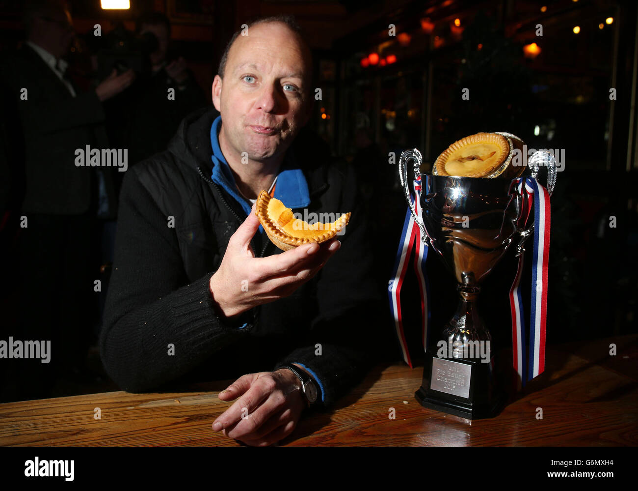 World pie eating championship 2013 hi-res stock photography and images ...
