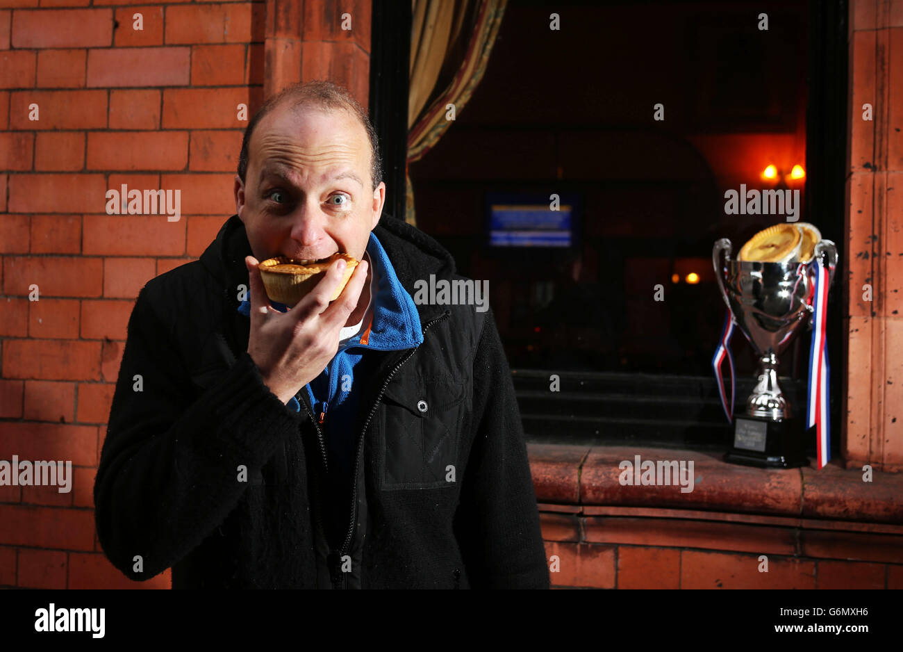 World pie eating championship hi-res stock photography and images - Alamy