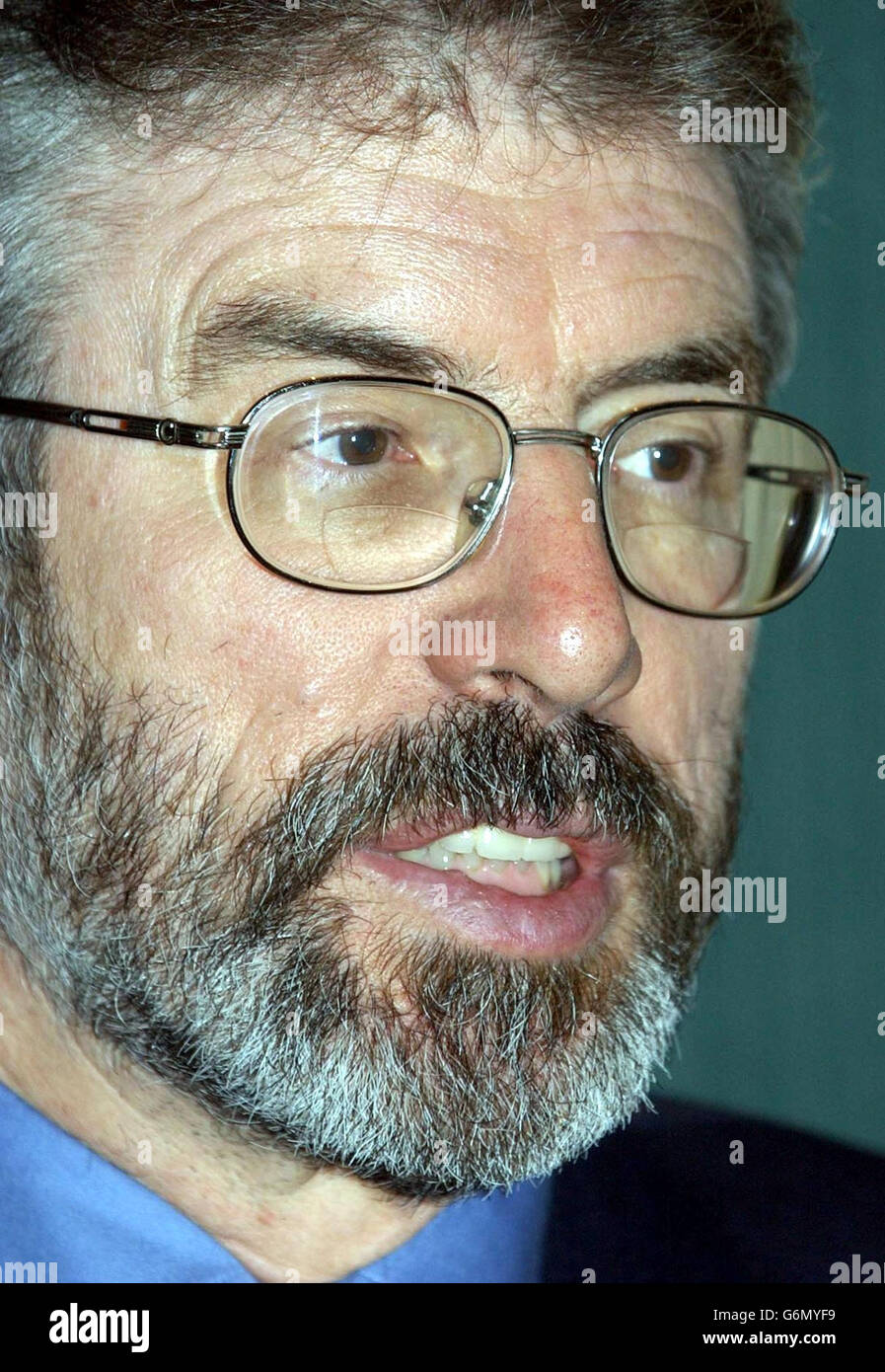 Good friday agreement 1998 blair ahern hi-res stock photography and ...
