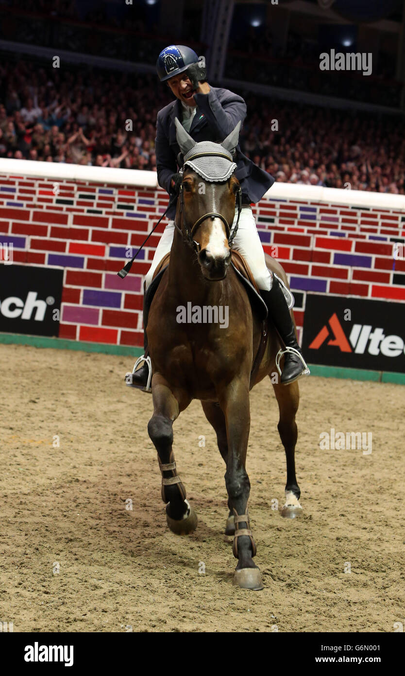 Quova hi-res stock photography and images - Alamy