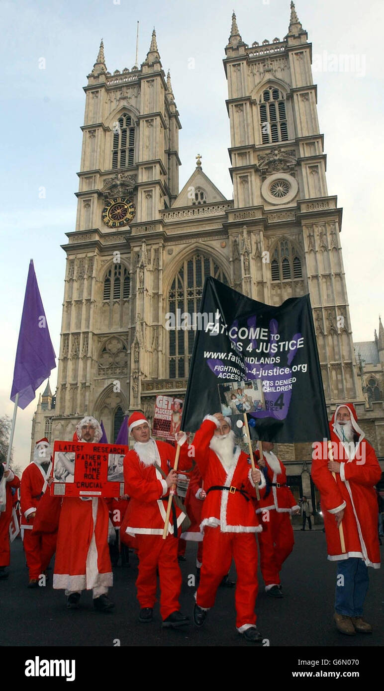 'Father's 4 Justice' campaign outside Westminster in London, to raise ...