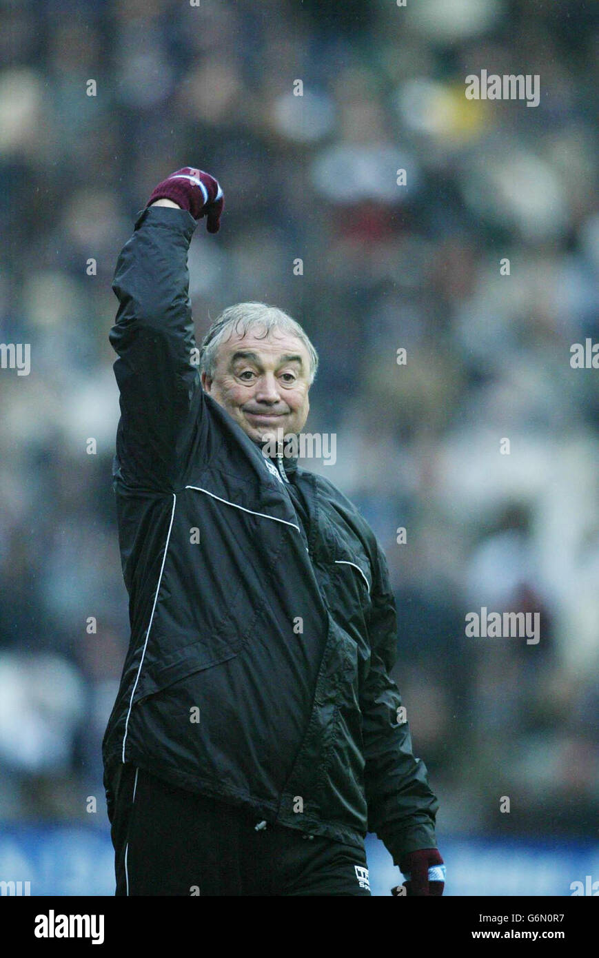 Burnley manager Stan Ternent during his side's 5-3 defeat against ...