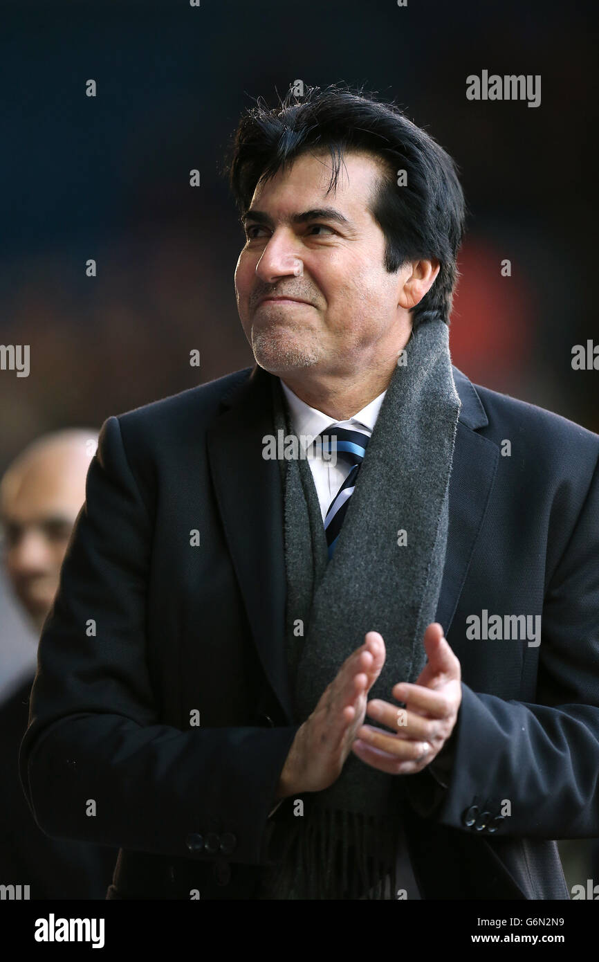 Salah abdulla nooruddin nooruddin top half stock hi-res stock ...