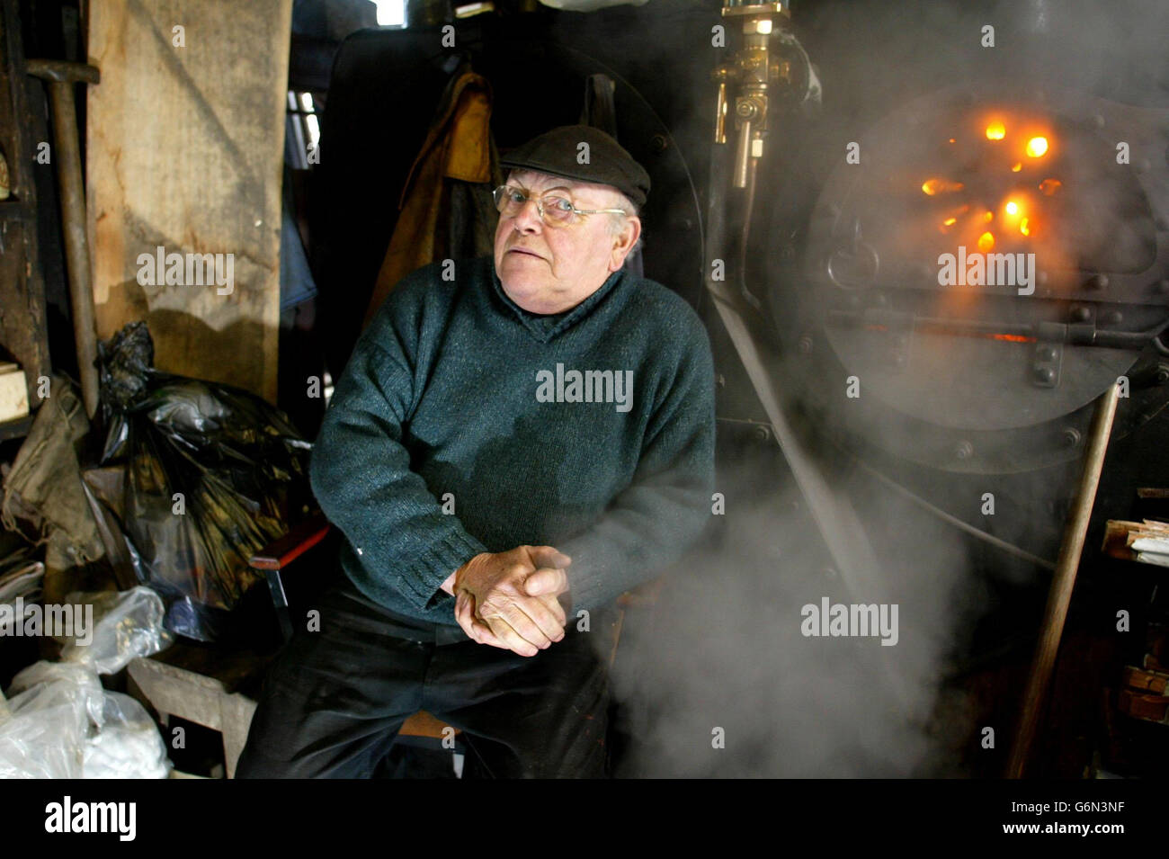 Fred dibnah steeplejack hi-res stock photography and images - Alamy