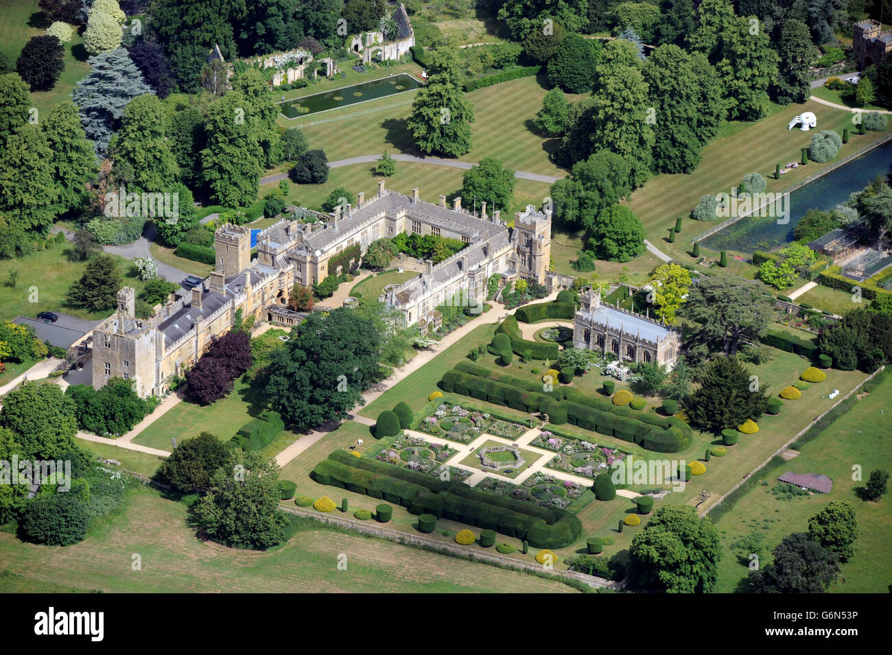 Sudeley castle aerial hi-res stock photography and images - Alamy
