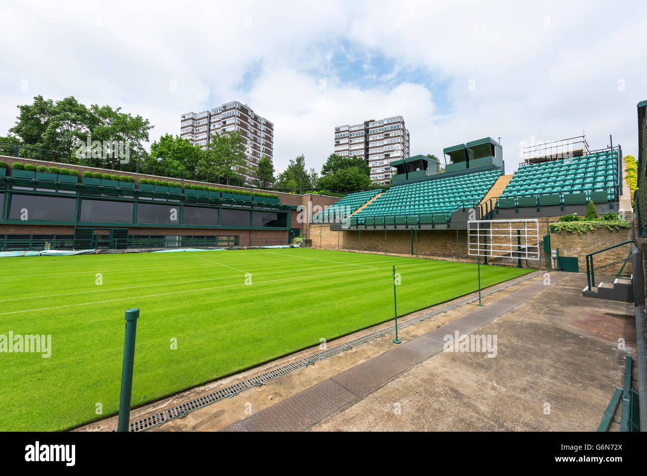Visiting Wimbledon Place Stock Photo - Alamy