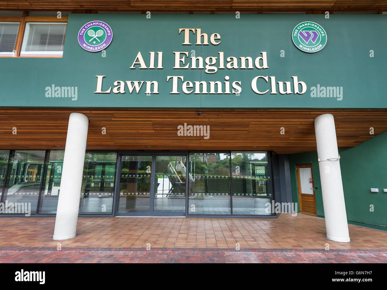 Visiting Wimbledon Place Stock Photo - Alamy