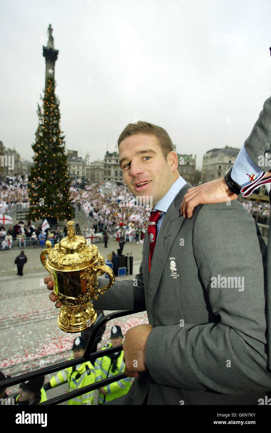Joe worsley england rugby union team hi-res stock photography and ...