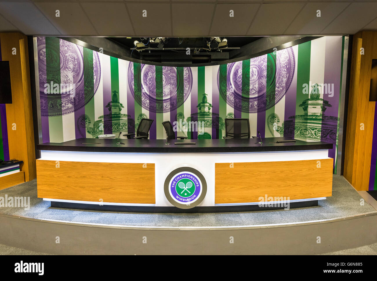 Visiting Wimbledon Place Stock Photo - Alamy