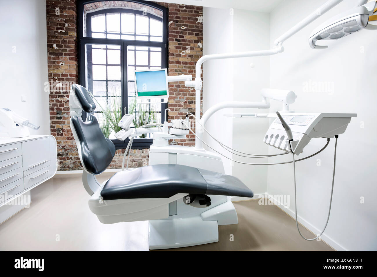 Treatment room of a dental surgery Stock Photo - Alamy