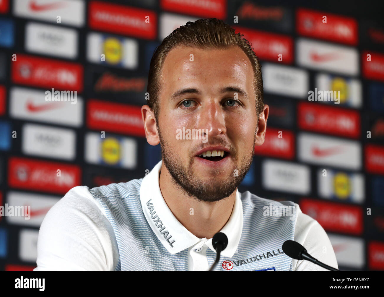 European championship euros headshot head shot hi-res stock photography ...