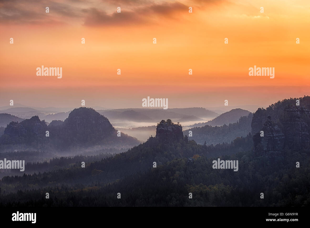 Germany, Saxony, Elbe Sandstone Mountains, view to Winterstein Mountain ...