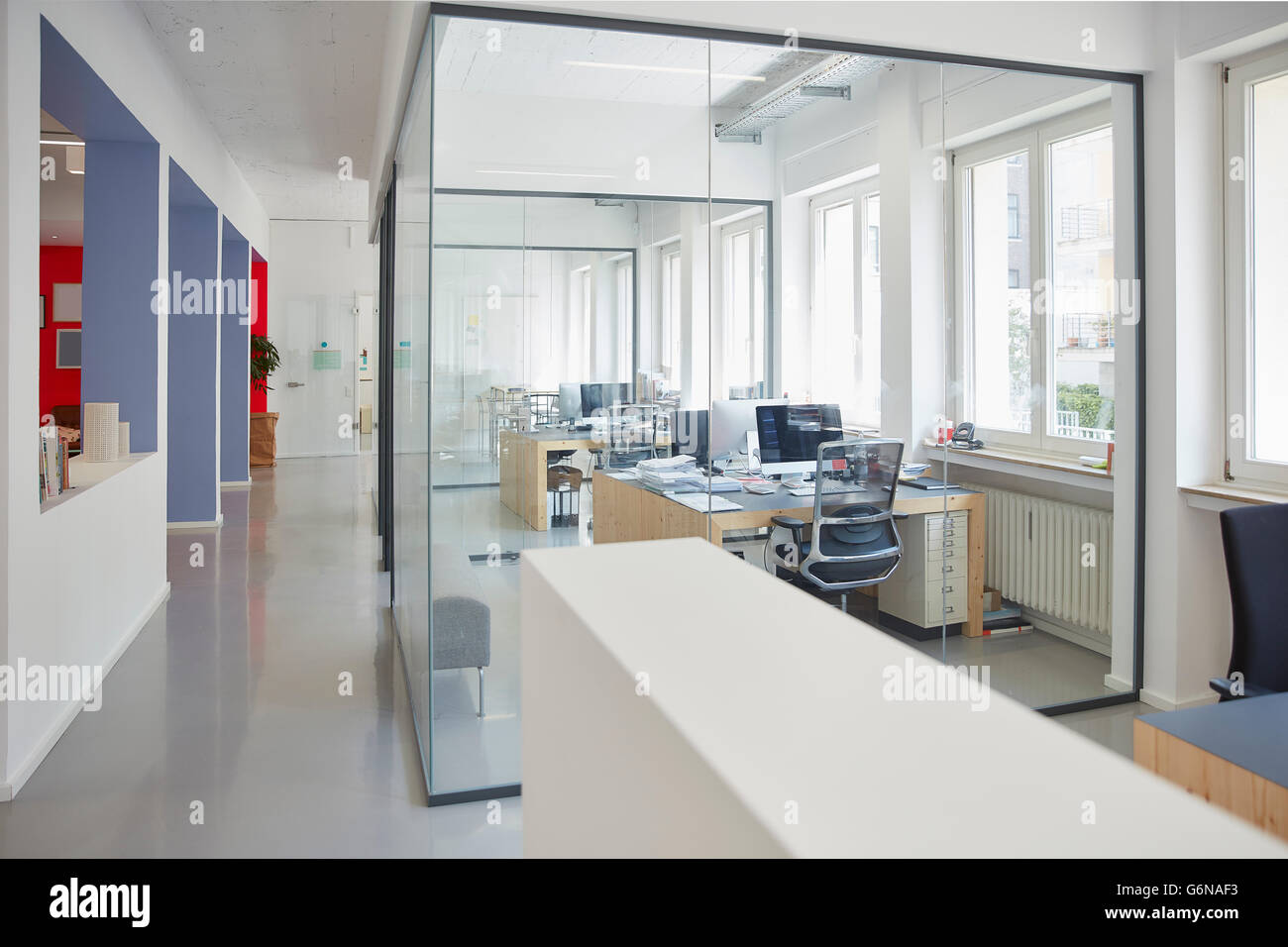 Interior of bright modern office Stock Photo - Alamy